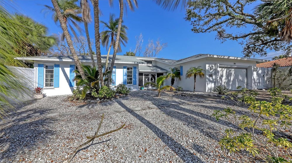 710 Birdsong Lane, Sarasota, FL 34242 - MLS# A4640122 - Coldwell Banker