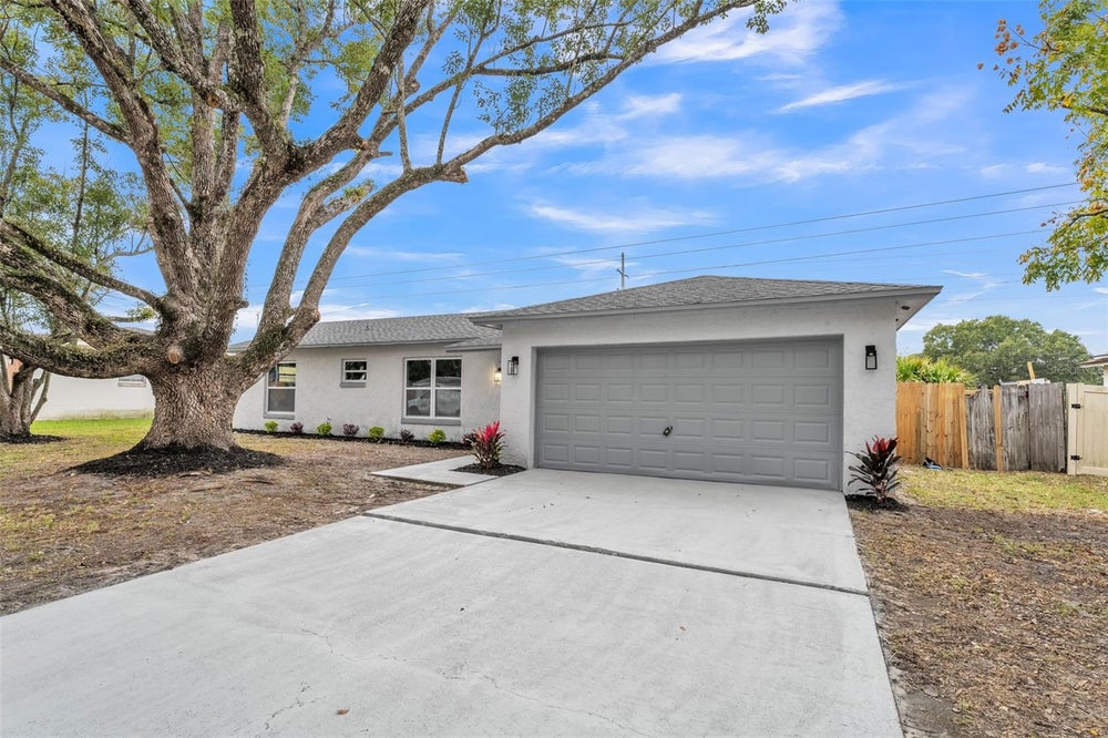 4614 Lemans Drive, Orlando, FL 32808 - MLS# O6165777 - Coldwell Banker