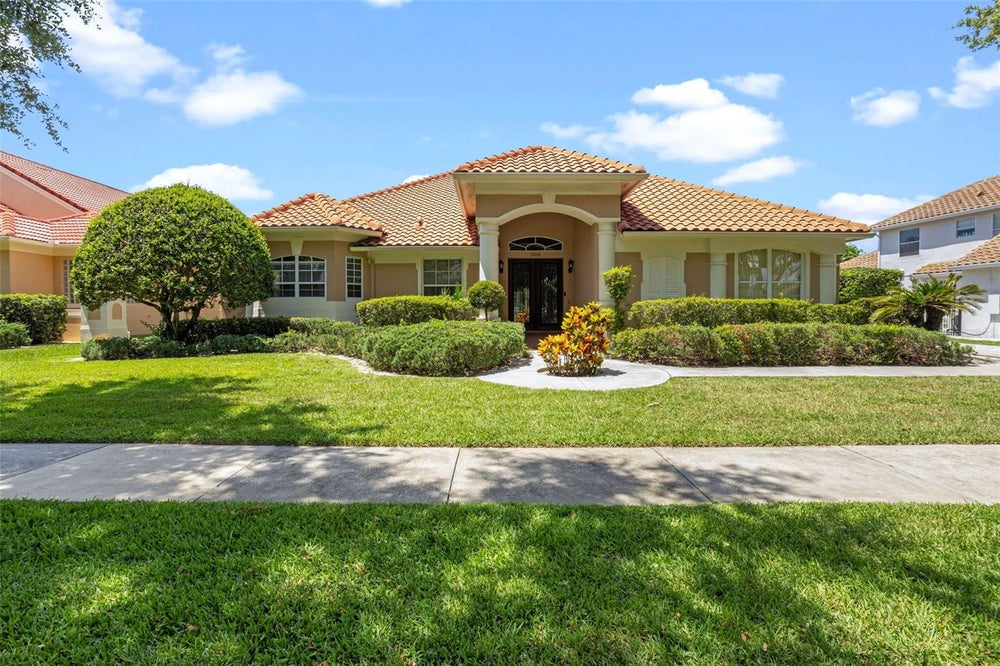 2256 Kettle Drive, Orlando, FL 32835 - MLS# O6322111 - Coldwell Banker