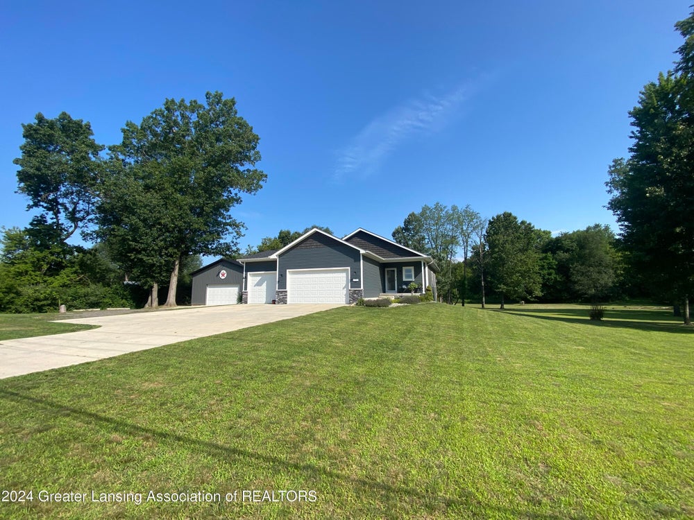 10050 Stoll Road, Haslett, MI 48840 - MLS# 281942 - Coldwell Banker