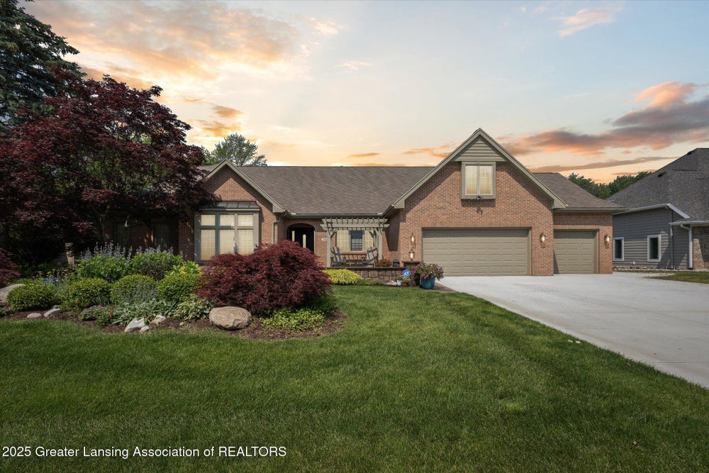 502 W Spring Meadows Lane, Dewitt, MI 48820 - MLS# 289097 - Coldwell Banker
