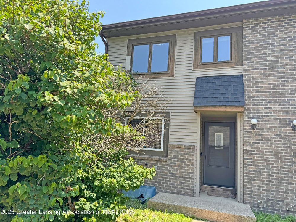 2920 Pleasant Grove Road #1, Lansing, MI 48910 - MLS# 290018 - Coldwell ...