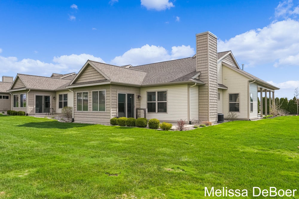 1284 St Andrews Drive #44, Holland, MI 49423 - MLS# 25017276 - Coldwell ...
