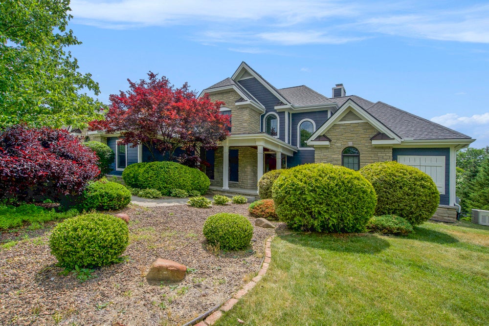 6577 Heron Court, Ann Arbor, MI 48103 - MLS# 25029484 - Coldwell Banker