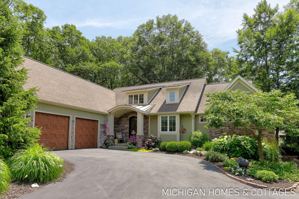 327 S Lakeshore Drive, Holland, MI 49424 - MLS# 25036076 - Coldwell Banker