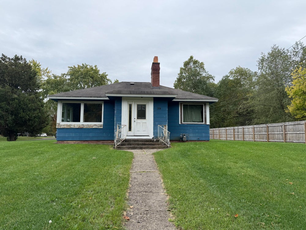 304 W May Street, Benton Harbor, MI 49022 - MLS# 25053694 - Coldwell Banker