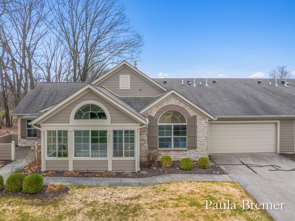 856 Bridge Crest Drive Se, Ada, MI 49301 - MLS# 25060829 - Coldwell Banker