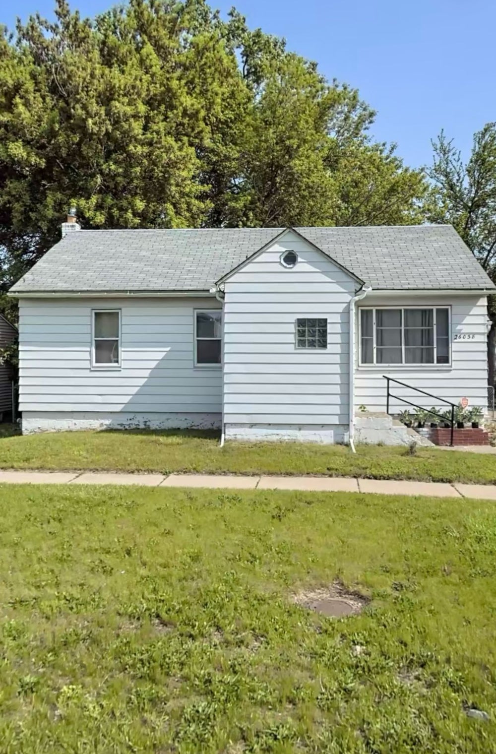 26038 EUREKA RD, Taylor, MI 48180 - MLS# 20250022862 - Coldwell Banker