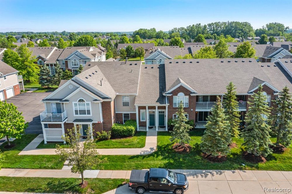 16832 Dover, Northville, MI - MLS# 60310150 - Coldwell Banker