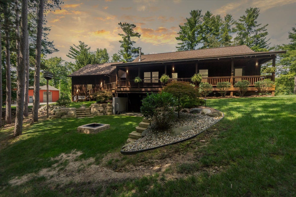 9126 Bennett Lake, Fenton, MI - MLS# 60333909 - Coldwell Banker