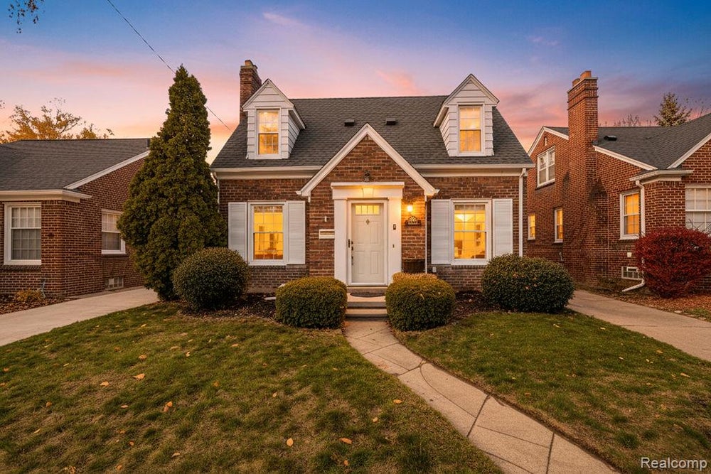 22844 Buckingham, Dearborn, MI - MLS# 60953334 - Coldwell Banker