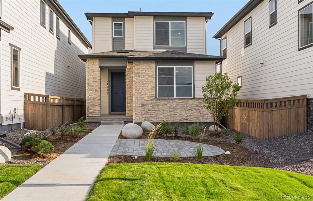 21242 E 63rd Drive, Aurora, CO 80019 - MLS# 9469489 - Coldwell Banker