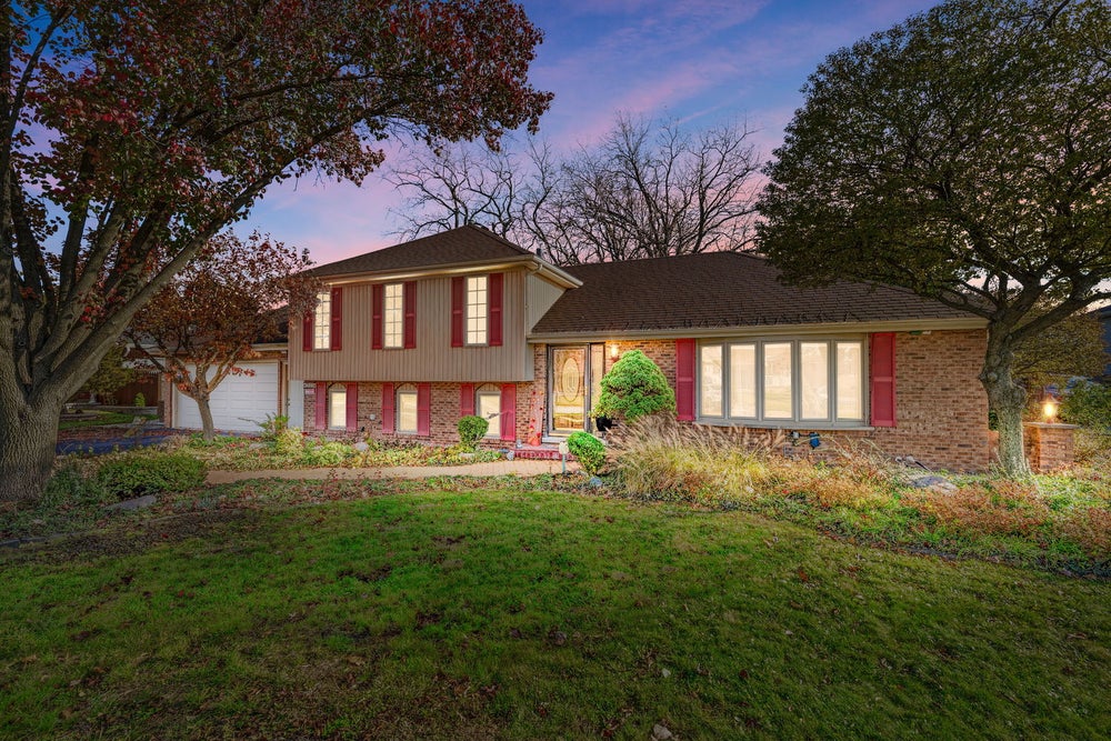 7115 Sholer Avenue, Bridgeview, IL 60455 - MLS# 11936601 - Coldwell Banker