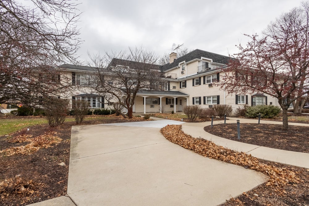 516 W Eastman Street #1C, Arlington Heights, IL 60005 - MLS# 11944693 ...