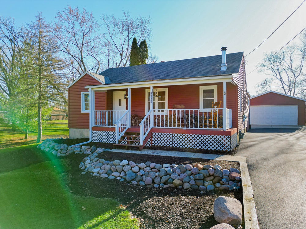 12824 Campbell Avenue, Lemont, IL 60439 - MLS# 11994663 - Coldwell Banker