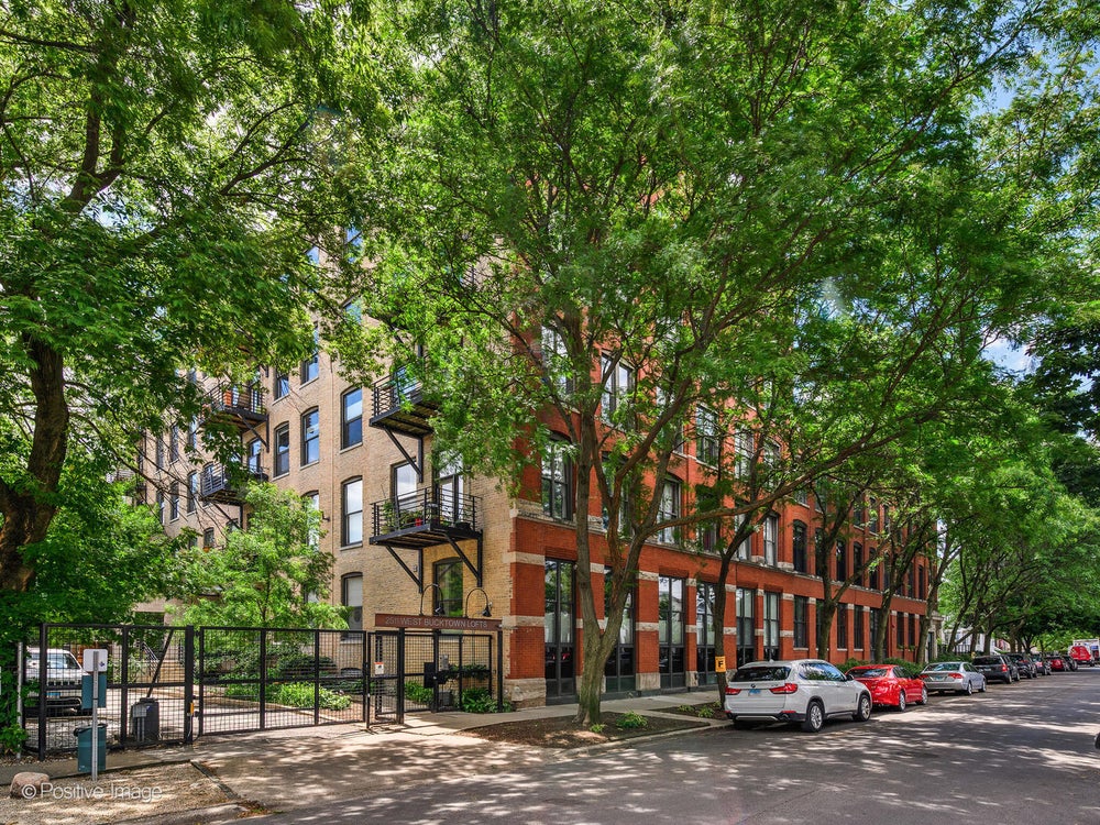 2511 W Moffat Street #401, Chicago, IL 60647 - MLS# 12087870 - Coldwell ...