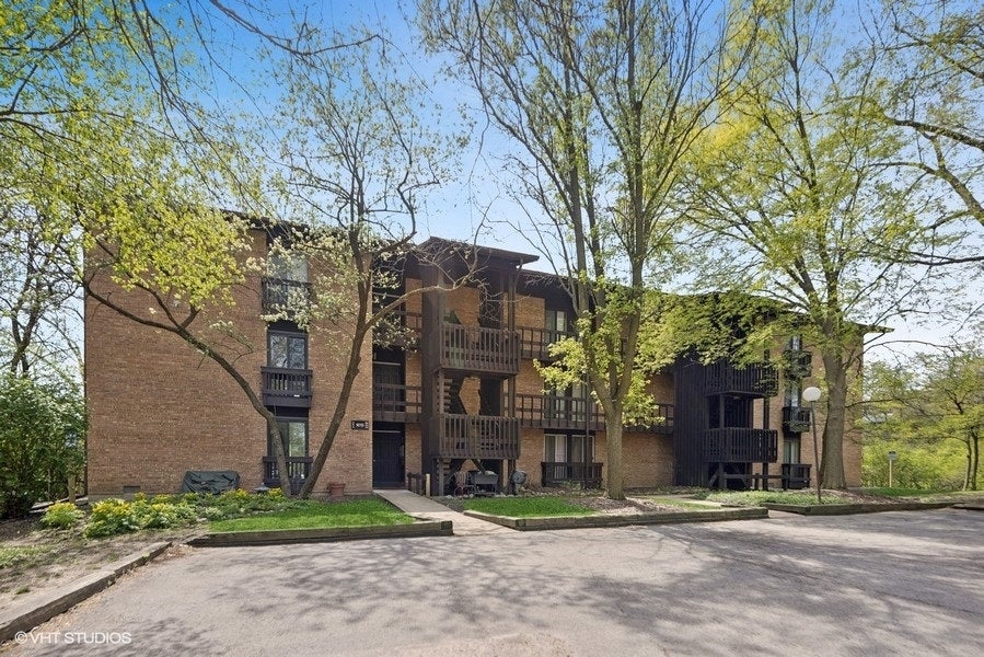 1615 Maple Avenue #1L-2L, Lisle, IL 60532 - MLS# 12124167 - Coldwell Banker