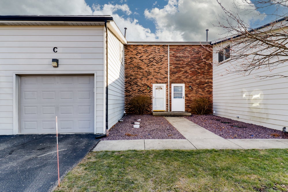 2516 E Washington Street #C, Bloomington, IL 61704 - MLS# 12263335 ...