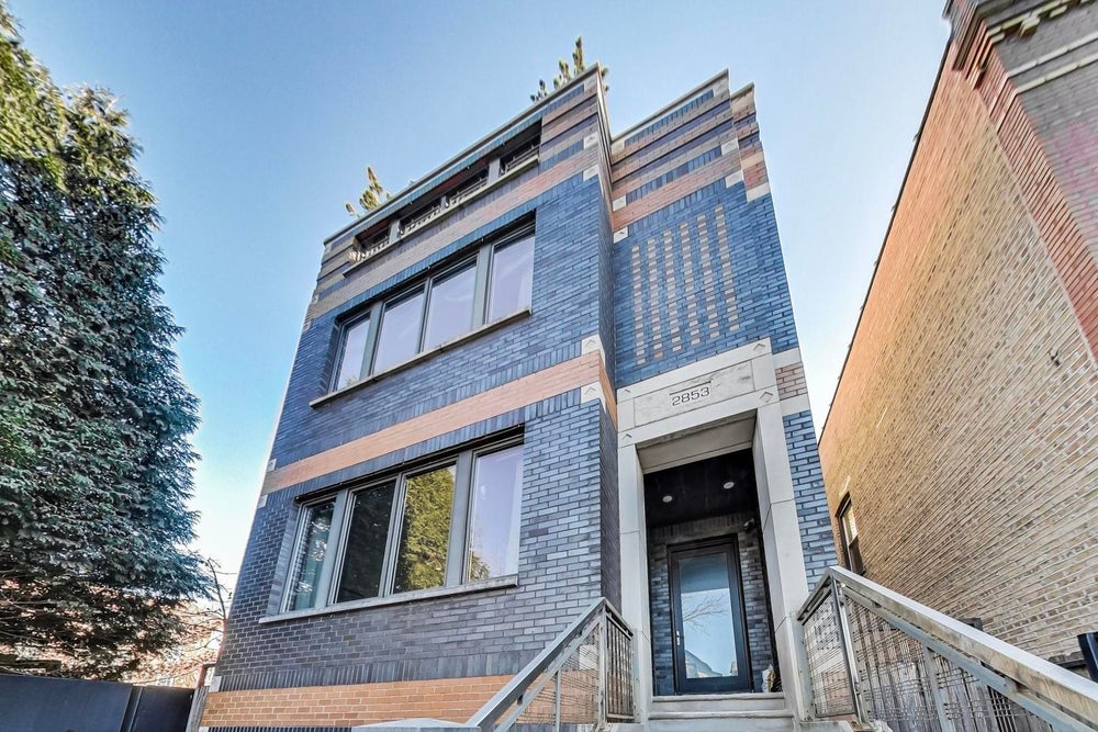 2853 N Rockwell Street, Chicago, IL 60618 - MLS# 12265111 - Coldwell Banker