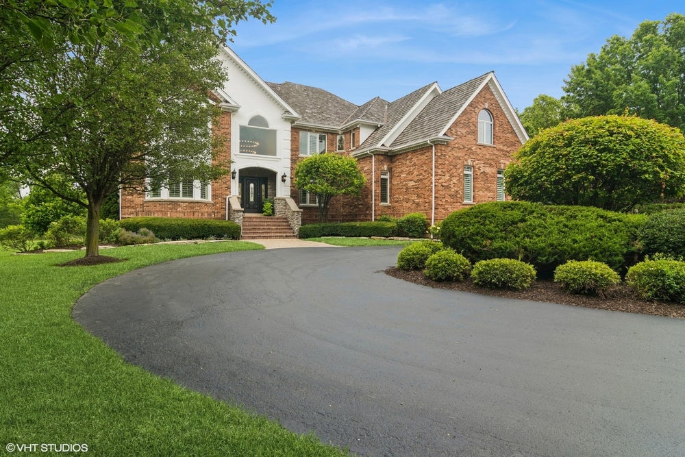 4589 Pamela Court, Long Grove, IL 60047 - MLS# 12399465 - Coldwell Banker