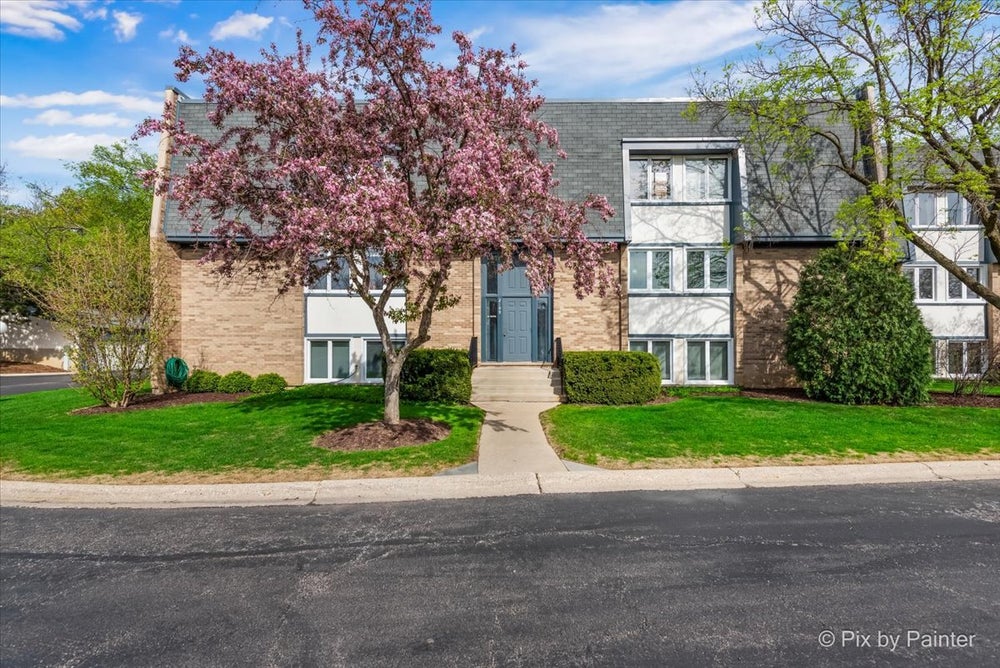 2109 Ammer Ridge Court #201, Glenview, IL 60025 - MLS# 12402275 ...