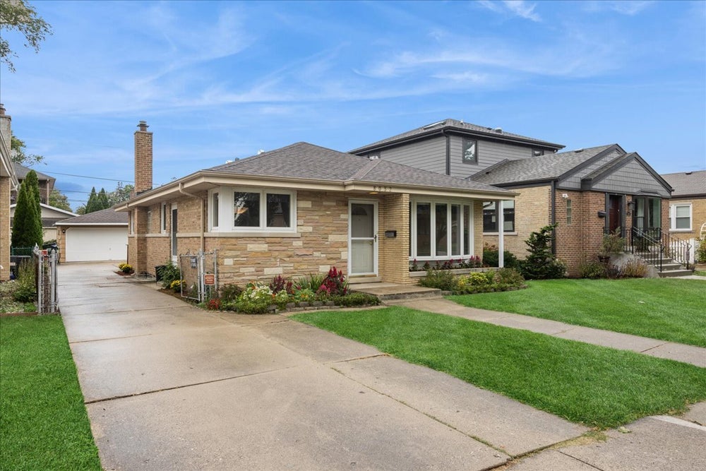 8032 N Wisner Street, Niles, IL 60714 - MLS# 12466616 - Coldwell Banker