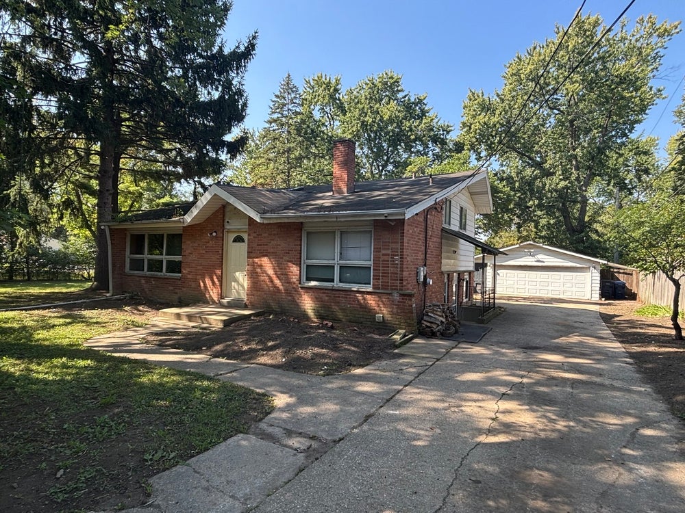 3406 Lee Avenue, Gurnee, IL 60031 - MLS# 12476163 - Coldwell Banker