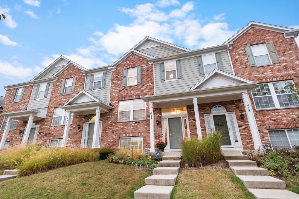 1044 Reserve Drive #1044, Elgin, IL 60124 - MLS# 12493834 - Coldwell Banker
