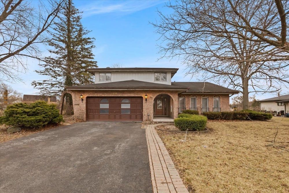 2939 E Hickory Lane, Crete, IL 60417 - MLS# 12524644 - Coldwell Banker