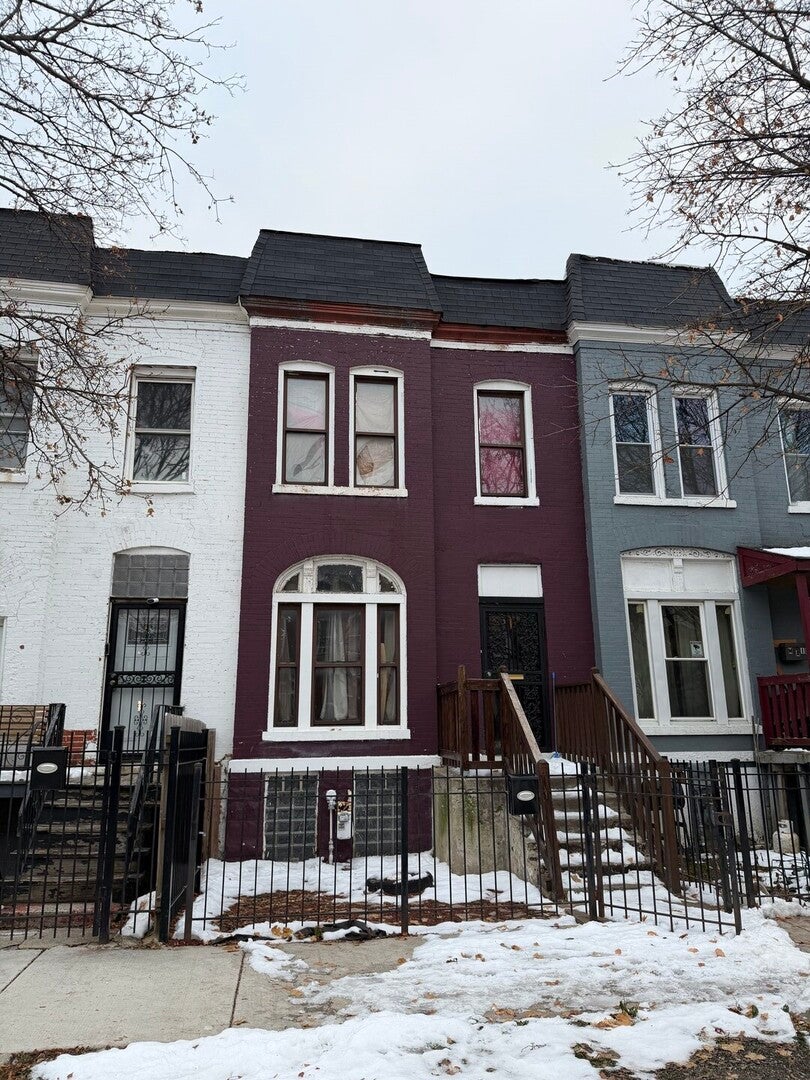 207 S Troy Street, Chicago, IL 60612 - MLS# 12531048 - Coldwell Banker
