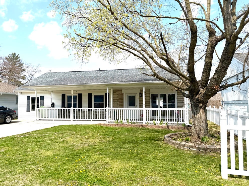 1444 E 4th Street, Centralia, IL 62801 - MLS# 12604725 - Coldwell Banker