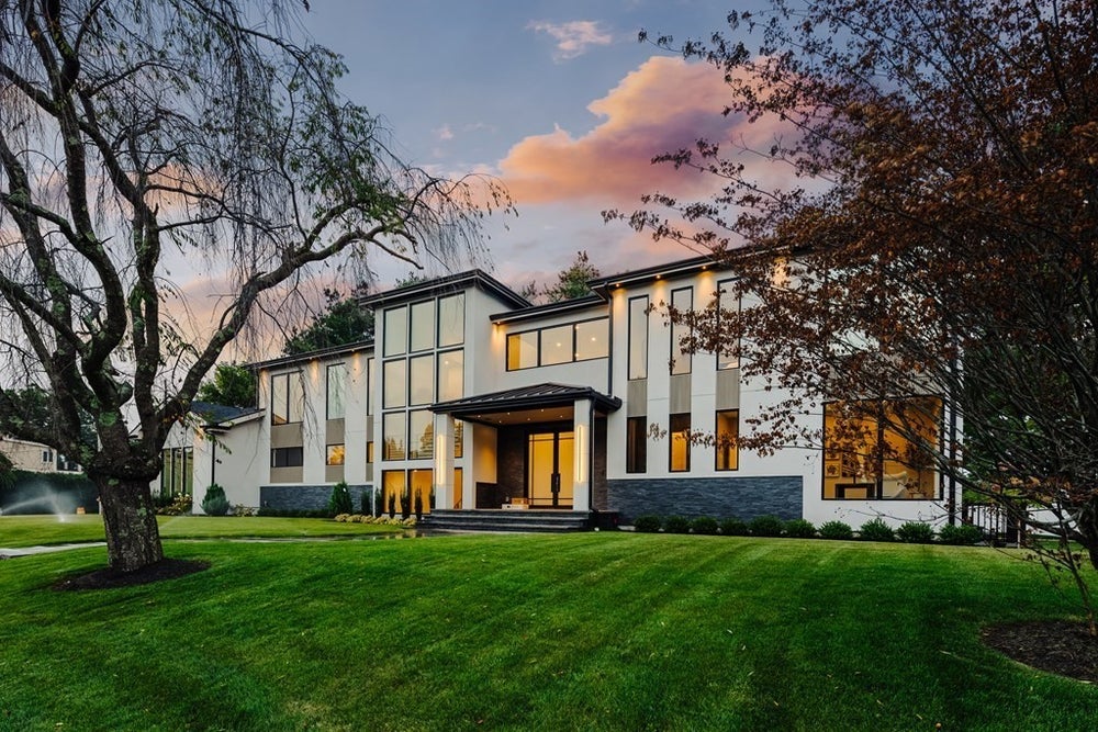 53 Countryside Rd, Newton, MA 02459 - MLS# 73107580 - Coldwell Banker