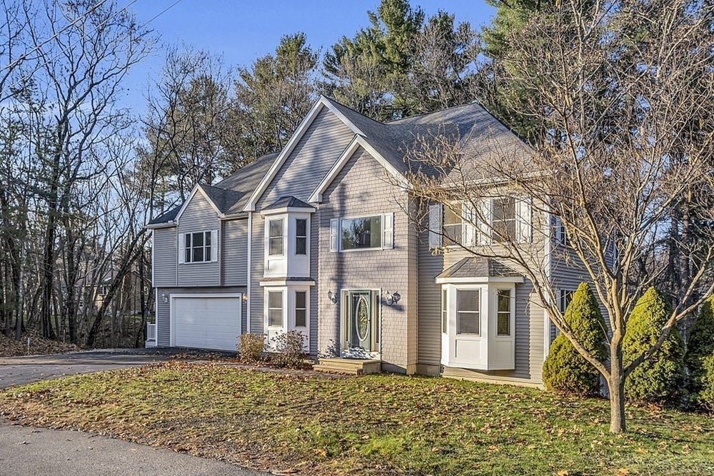 12 Walnut Street, Wilmington, MA 01887 - MLS# 73184141 - Coldwell Banker