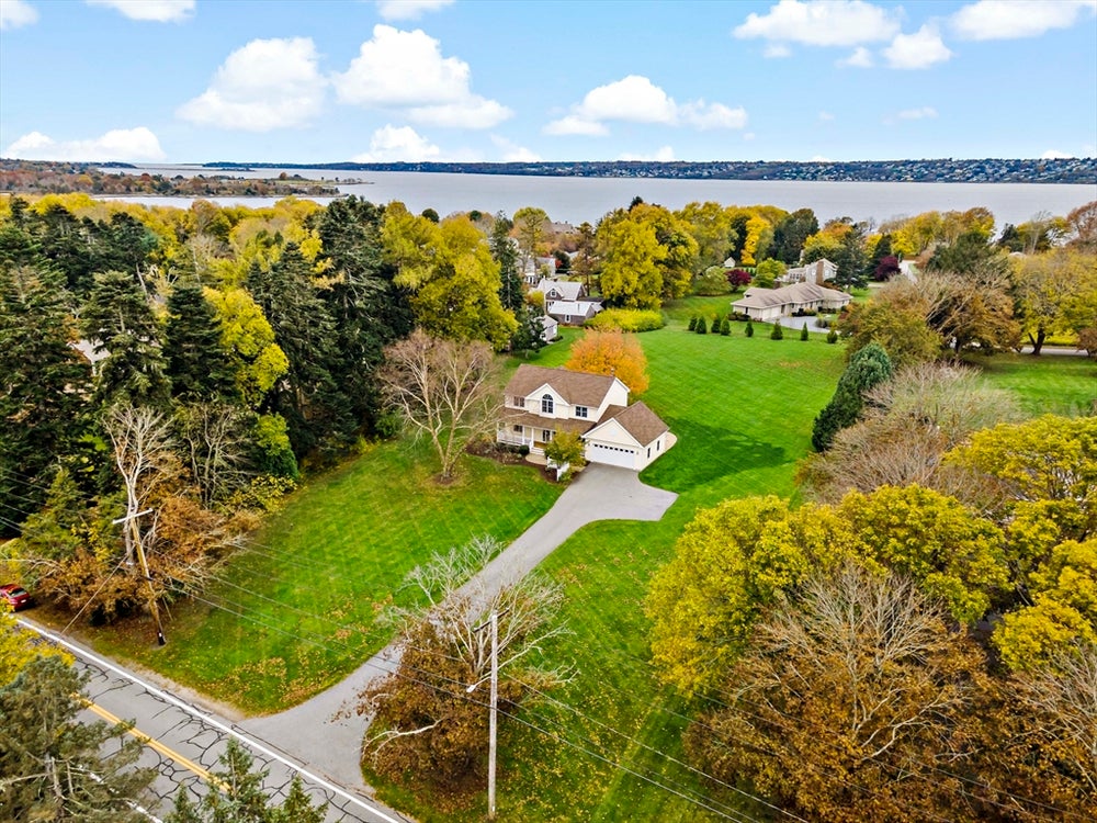 487 Nanaquaket Rd, Tiverton, RI 02878 - MLS# 73186265 - Coldwell Banker