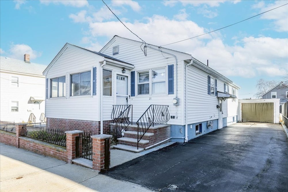 21 Driscoll Street, Peabody, MA 01960 - MLS# 73187584 - Coldwell Banker 21 Driscoll Street, Peabody, MA 01960 - MLS# 73187584 - Coldwell Banker