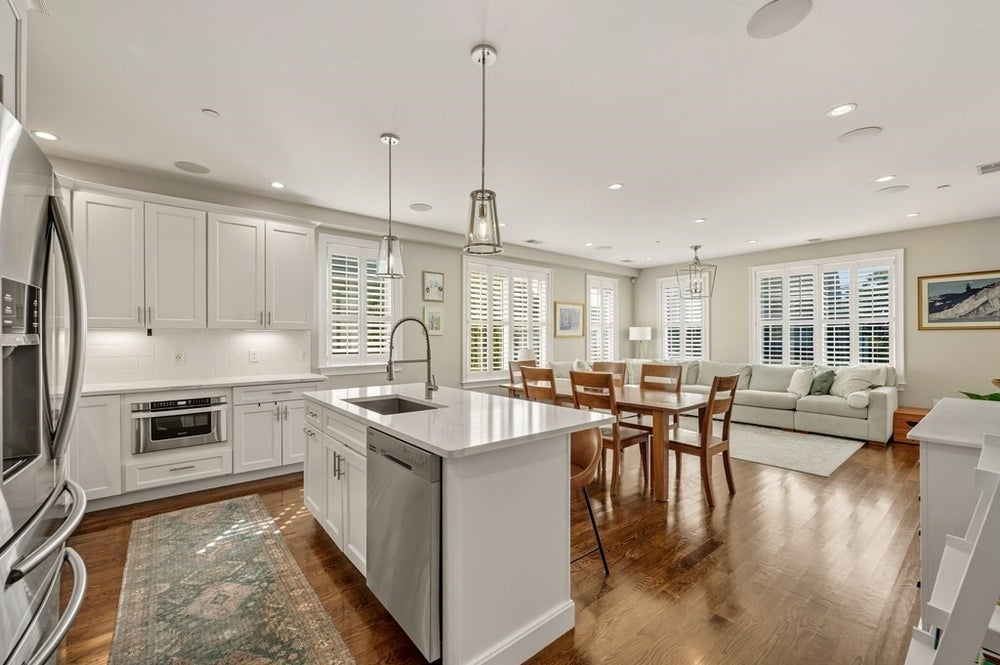 884 Adams St #4, Boston, MA 02124 - MLS# 73475761 - Coldwell Banker