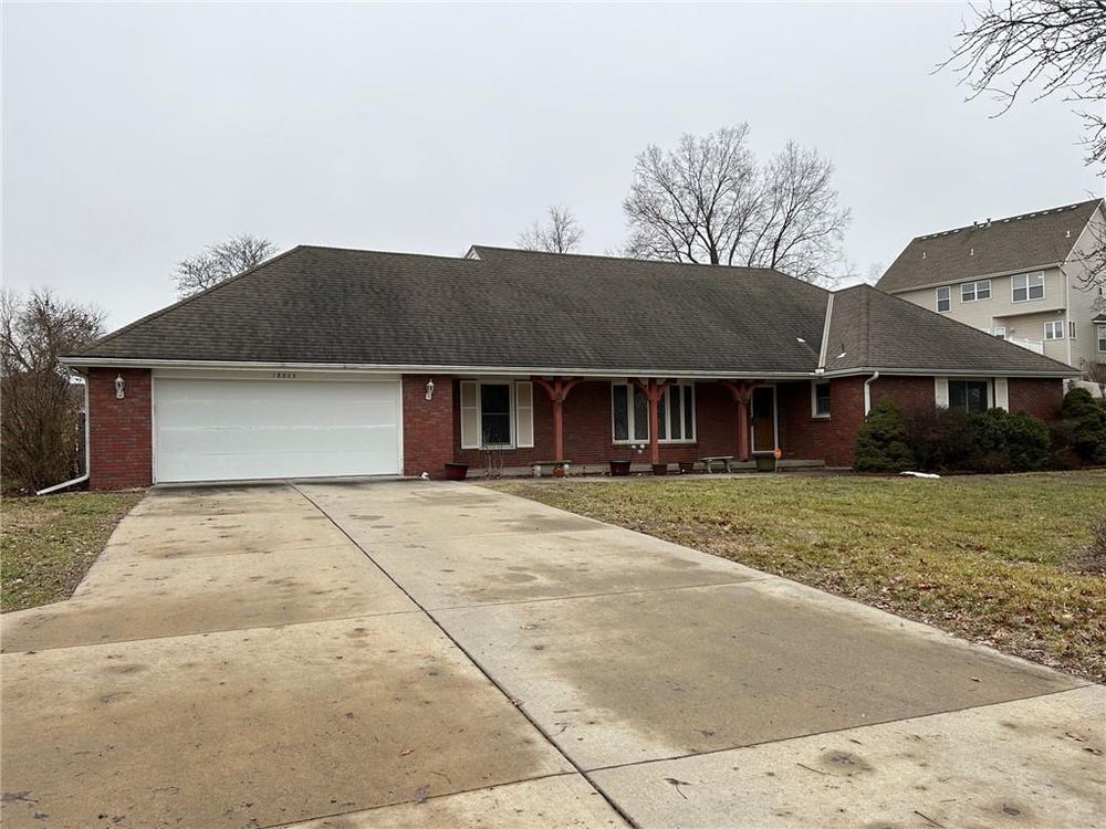 18805 E R D Mize Road, Independence, MO 64057 - MLS# 2470494 - Coldwell ...