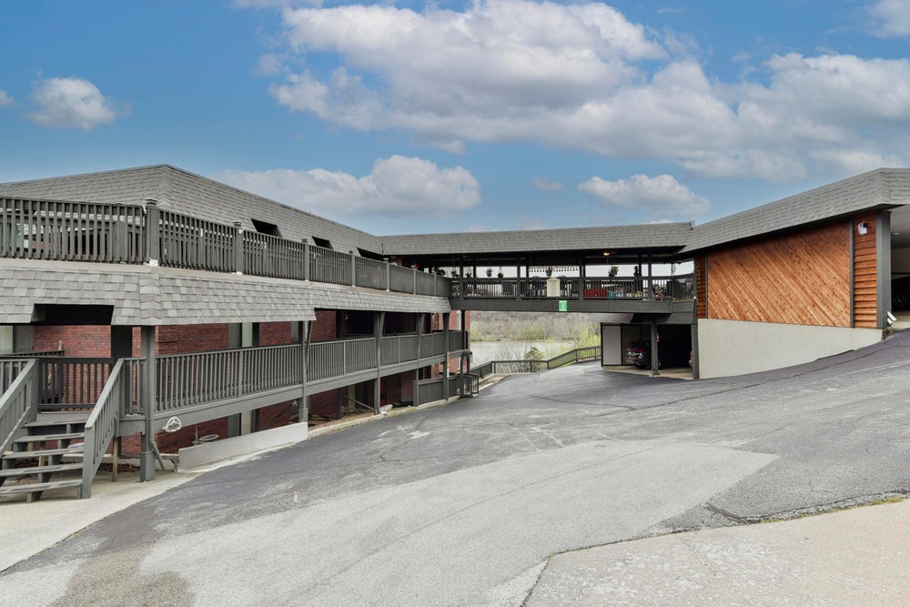 150 Sunken Forest Drive #121, Forsyth, MO 65653 - MLS# 60264285 ...