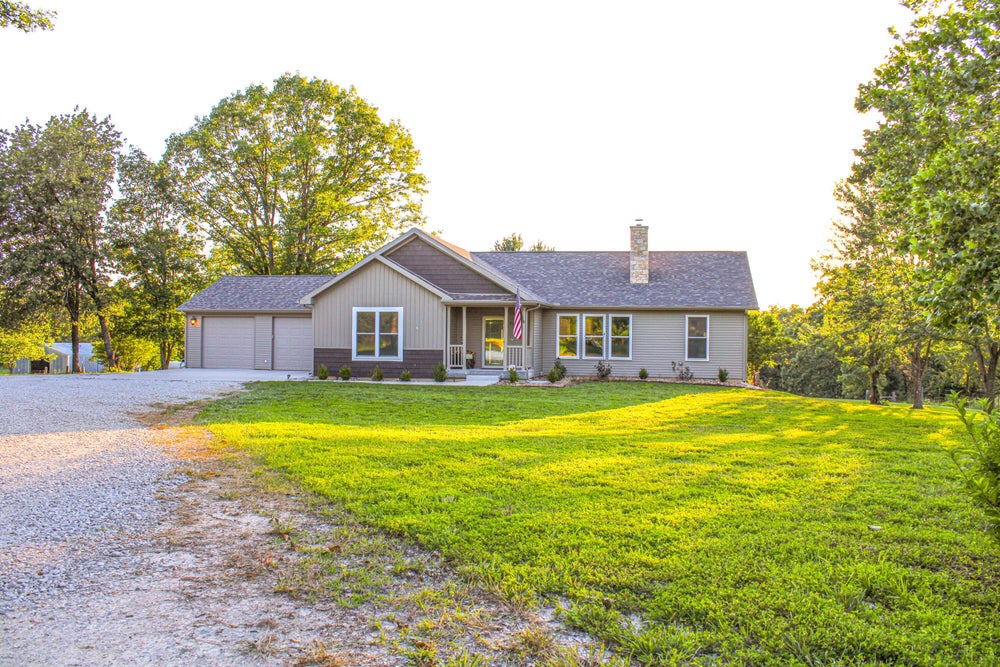 2215 NE 251 Road, Osceola, MO 64776 - MLS# 60272832 - Coldwell Banker