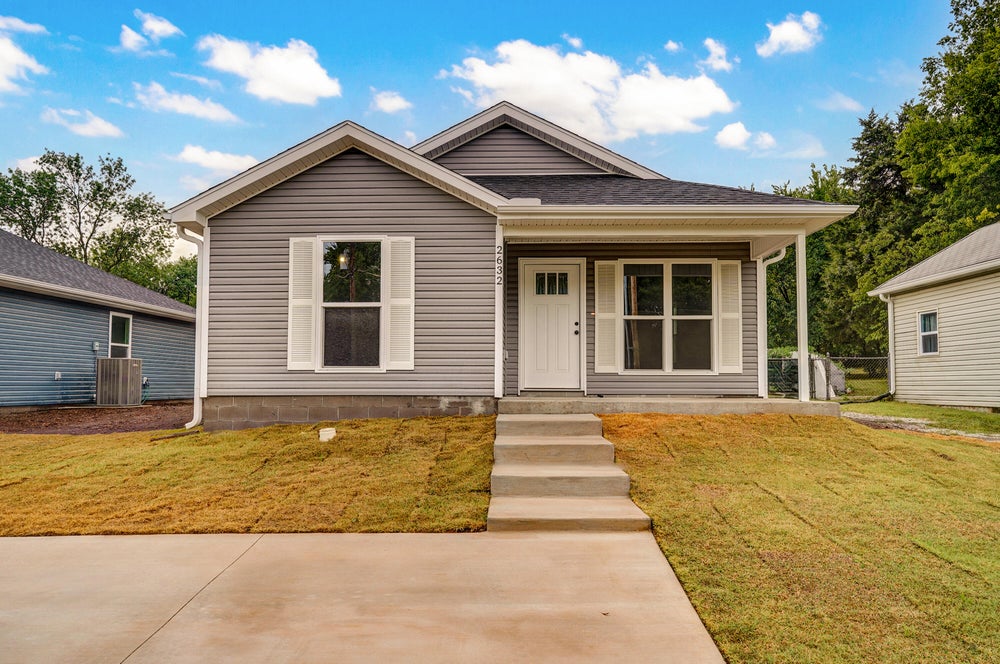 2632 E 4th Street, Joplin, MO 64801 - MLS# 60297762 - Coldwell Banker