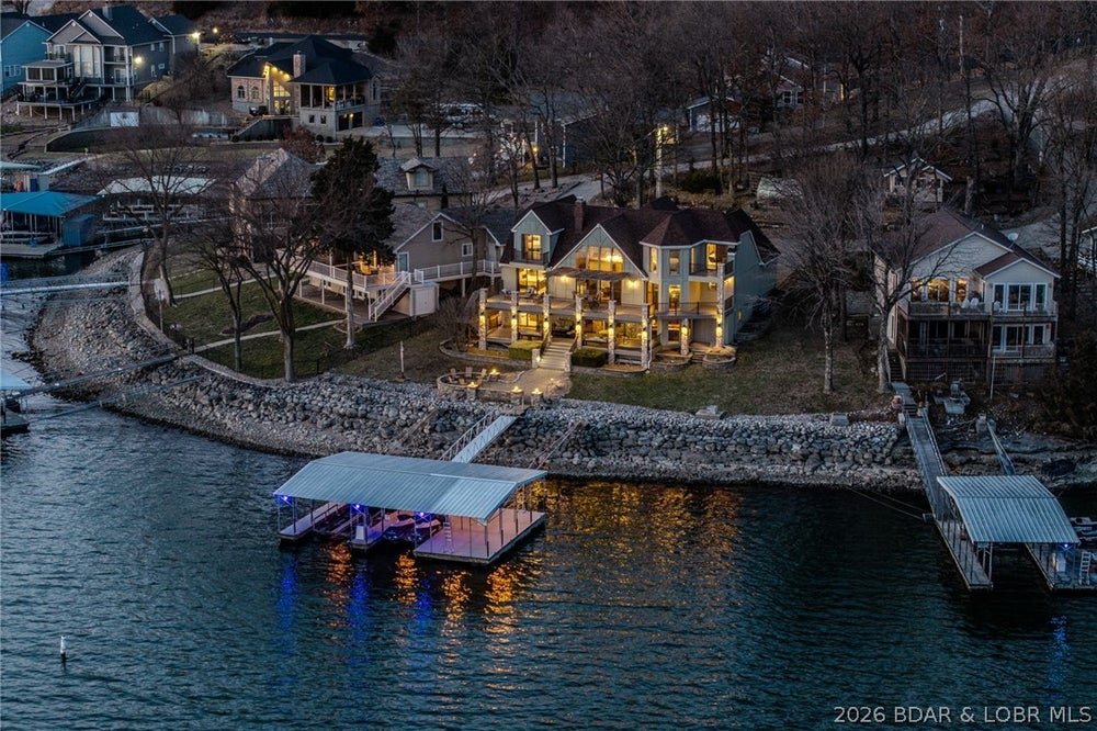 132 Old English Point, Sunrise Beach, MO 65079 - MLS# 3583698 ...