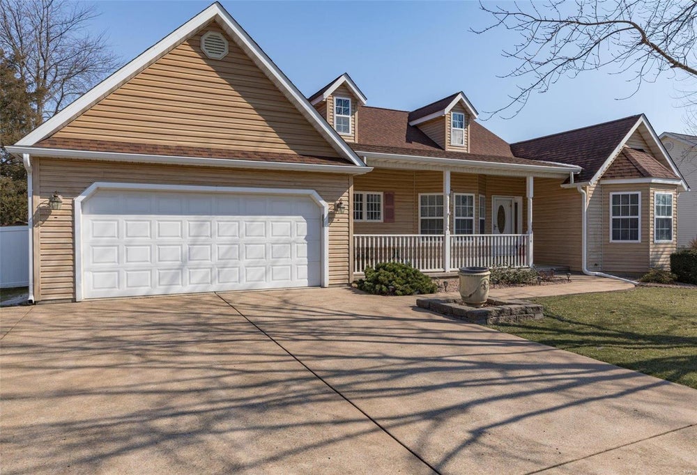 914 Murphys Way, Farmington, MO 63640 - MLS# 24010080 - Coldwell Banker