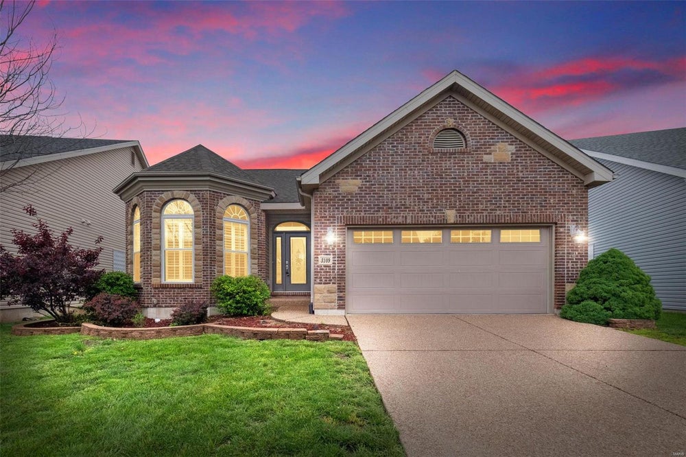 3109 Wheeling Drive, St Charles, MO 63301 - MLS# 24028067 - Coldwell Banker