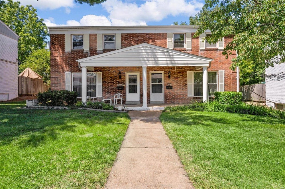 10427 Willowdale Drive, St Louis, MO 63146 - MLS# 24035816 - Coldwell ...