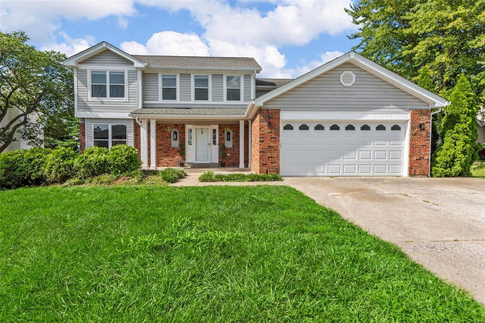 10 Castlio Court, St Charles, MO 63304 - MLS# 24045377 - Coldwell Banker