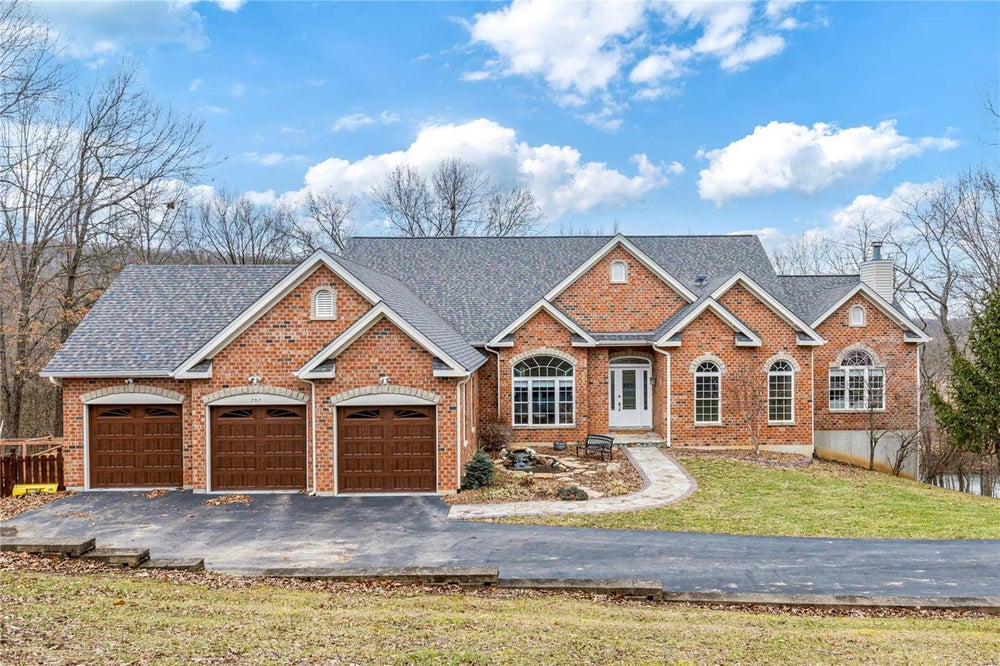 707 Timber Ridge Acre Drive, High Ridge, MO 63049 - MLS# 24075460 ...