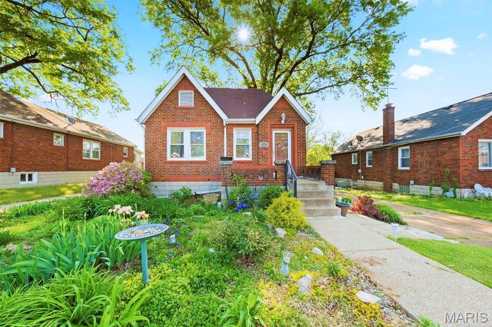 2366 Addie Avenue, St Louis, MO 63114 - MLS# 25028927 - Coldwell Banker