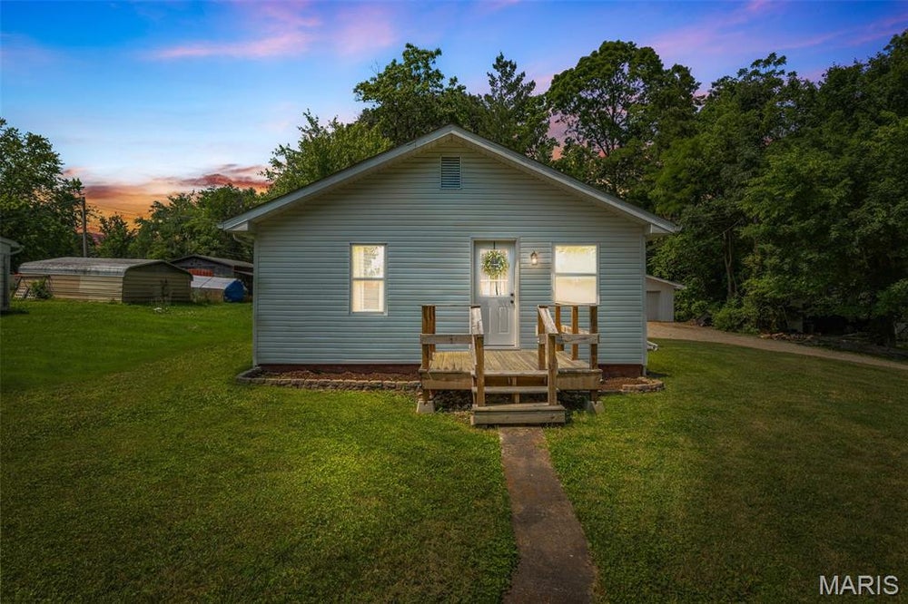 1249 Old Jackson Road, Farmington, MO 63640 - MLS# 25036726 - Coldwell ...