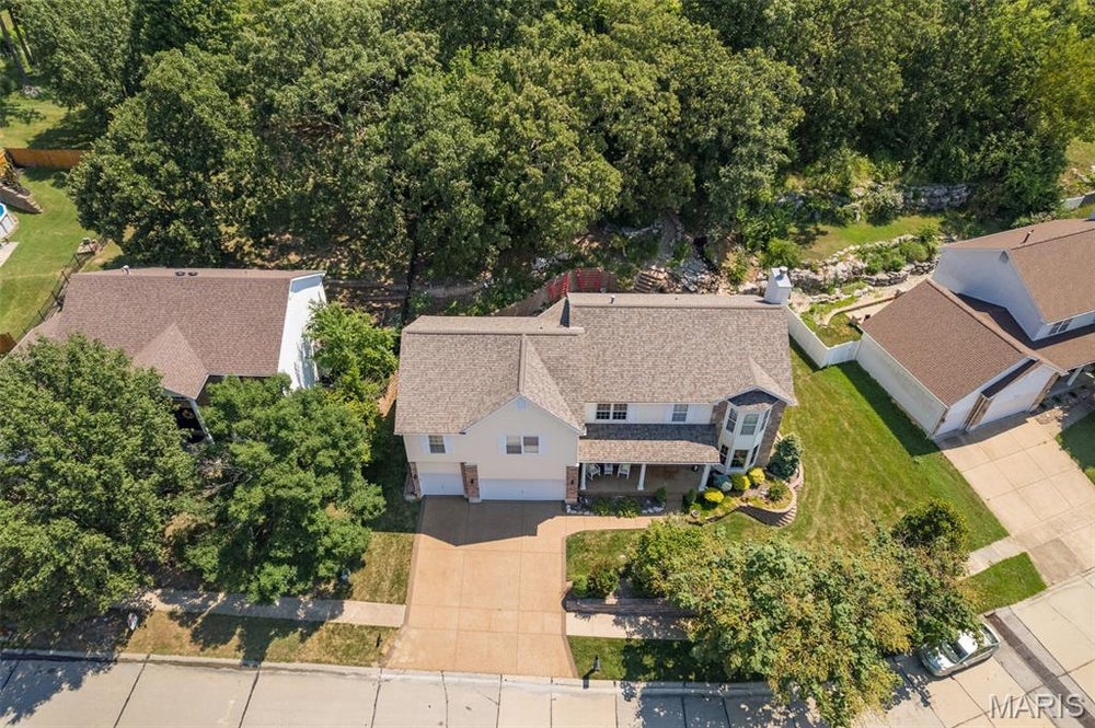 13242 Shady Green Drive, St Louis, MO 63128 - MLS# 25044152 - Coldwell ...