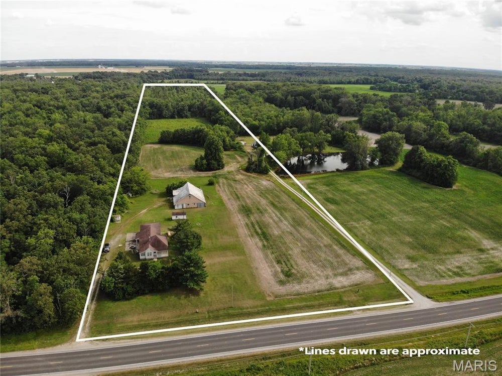 25944 State Route 161, Centralia, IL 62801 - MLS# 25045437 - Coldwell ...